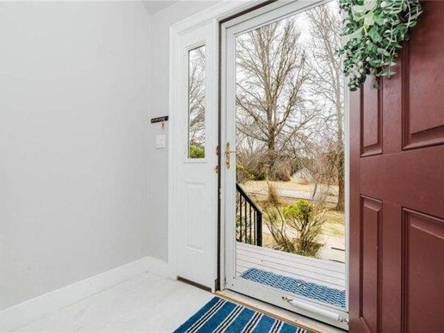 house with 3 bedroom, Middletown RI DLS103070407