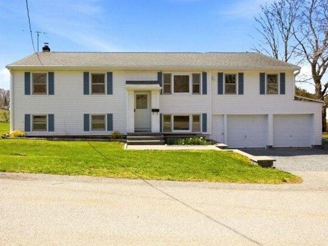 house with 3 bedroom, Middletown RI DS102592919