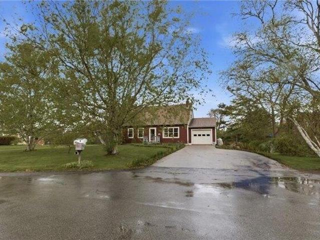 house with 3 bedroom, Middletown RI DS103496252
