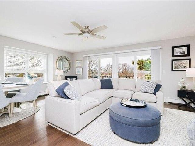 house with 3 bedroom, Middletown RI ES103070407