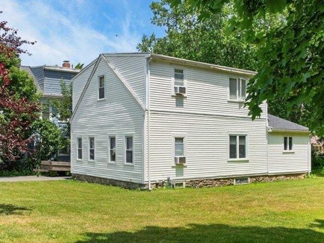 house with 3 bedroom, Middleboro MA DS104114479