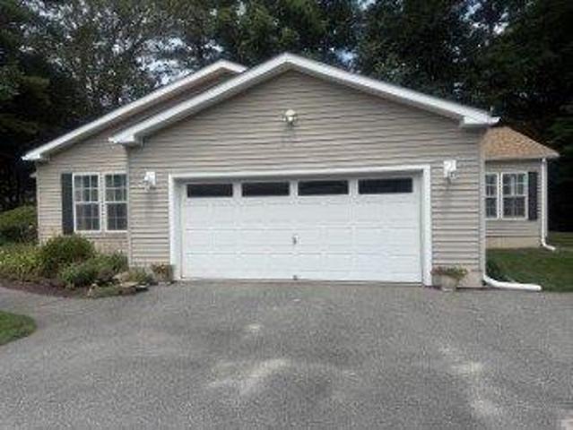house with 3 bedroom, Middleboro MA DS104329736