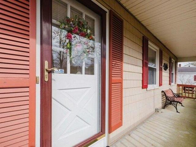 house with 3 bedroom, Middleboro MA DS102564133