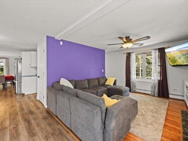 house with 3 bedroom, Middleboro MA DS103221935