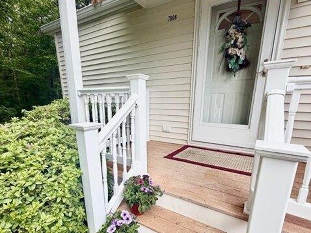 house with 3 bedroom, Middleboro MA ES104042947
