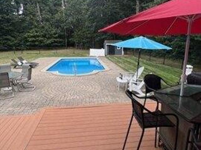 house with 3 bedroom, Middleboro MA ES104811614
