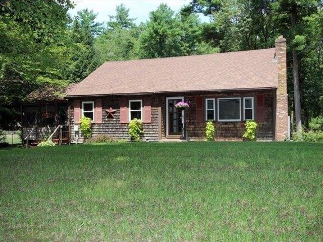 house with 3 bedroom, Middleboro MA ES104834403