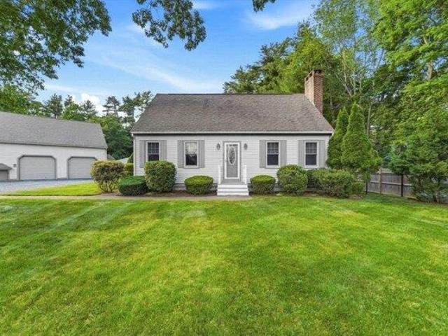 house with 3 bedroom, Middleboro MA ES105108508