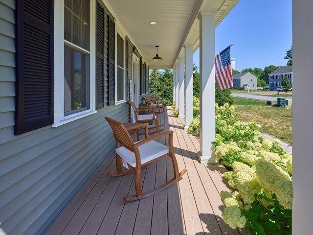 house with 3 bedroom, Middleboro MA ES105155929