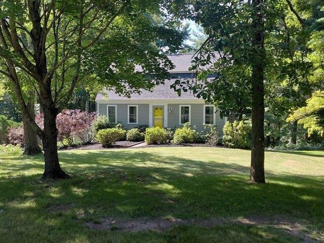 house with 3 bedroom, Middleboro MA ES105190121