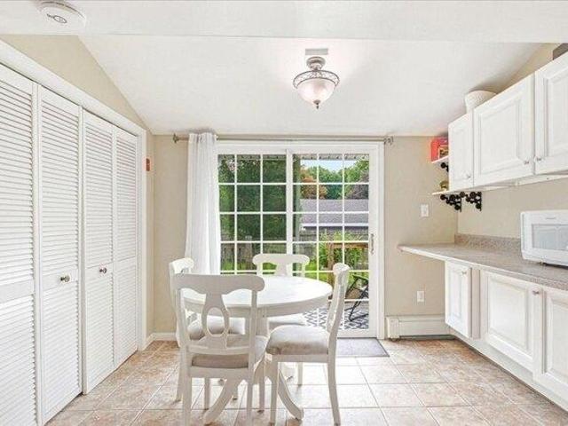 house with 3 bedroom, Middleboro MA ES105204633