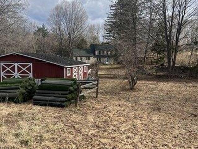 house with 3 bedroom, Middlebury CT DLS101705826