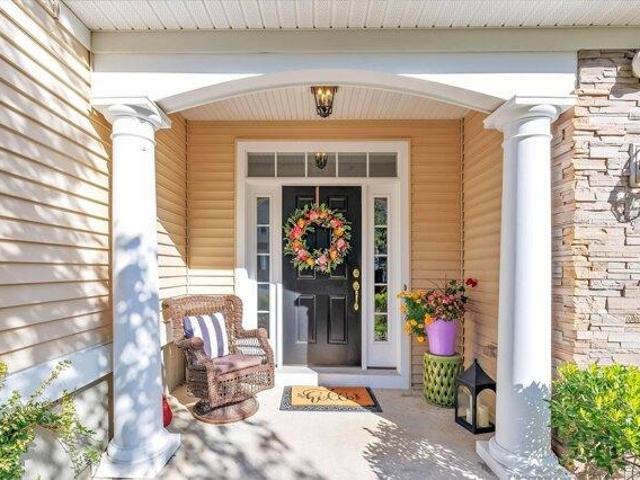 house with 3 bedroom, Middlebury CT DLS102259041