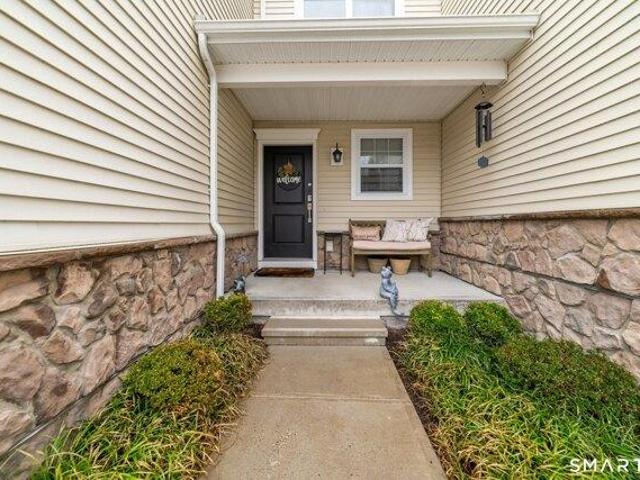 house with 3 bedroom, Middlebury CT DS102777717