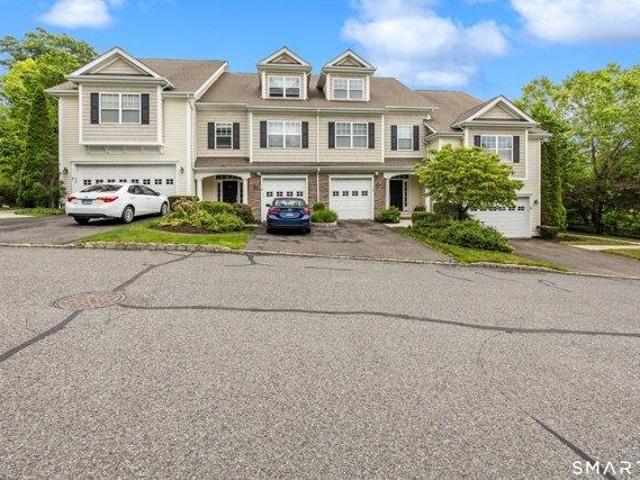 house with 3 bedroom, Middlebury CT ES104295805
