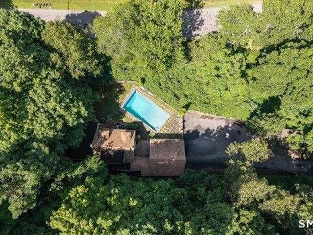 house with 3 bedroom, Middlebury CT ES104296050