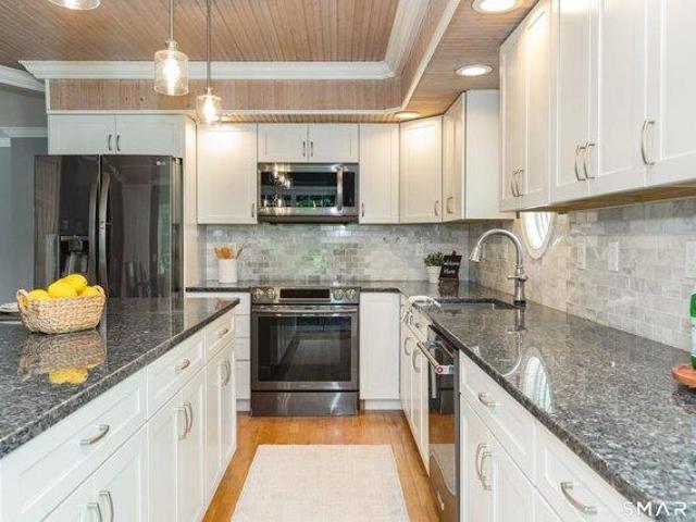 house with 3 bedroom, Middlebury CT ES105191801