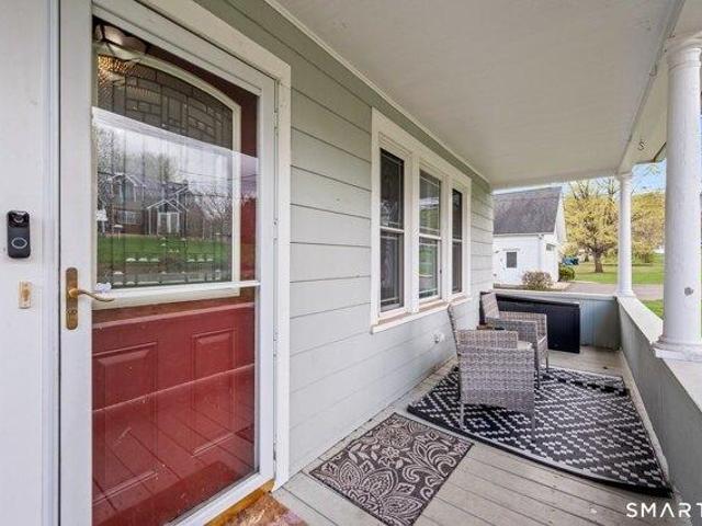 house with 3 bedroom, Middlefield CT DLS101631826