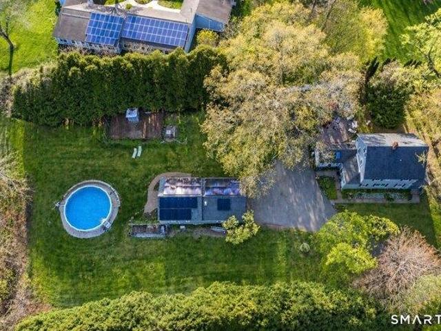 house with 3 bedroom, Middlefield CT DLS102528945