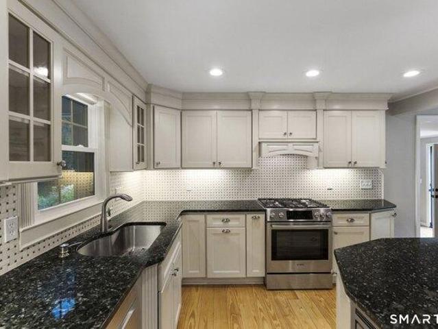 house with 3 bedroom, Middlefield CT ES105114002