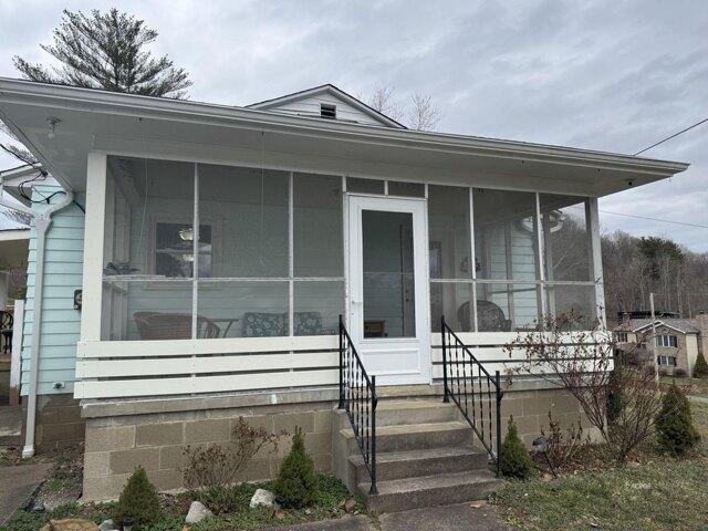 house with 3 bedroom, Middleport OH DS88831267