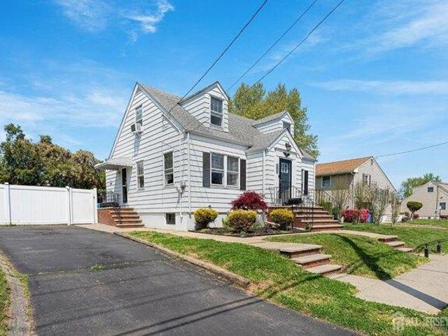house with 3 bedroom, Middlesex NJ ES102825795