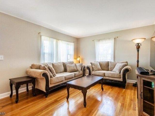 house with 3 bedroom, Middlesex NJ ES104908013