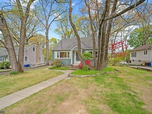 house with 3 bedroom, Midland Park NJ DLS102777746