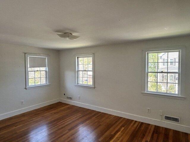 house with 3 bedroom, Milton MA DLS102961320