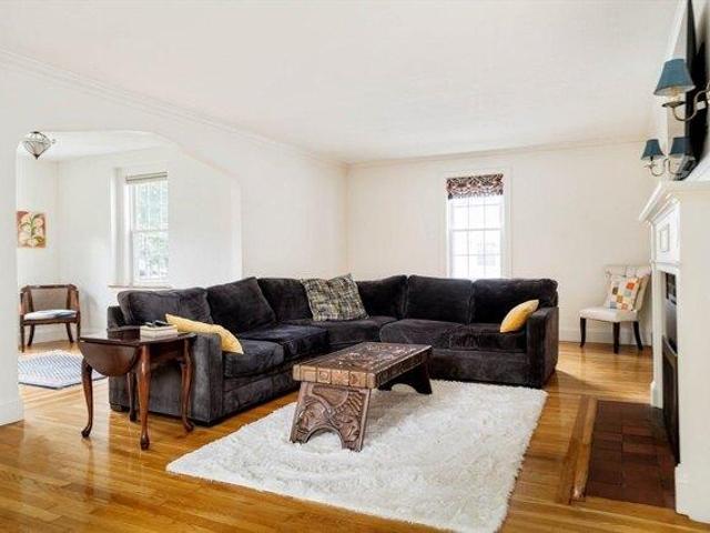house with 3 bedroom, Milton MA DS104331877