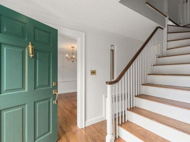 house with 3 bedroom, Milton MA ES102959931
