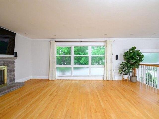 house with 3 bedroom, Milton MA ES103434201