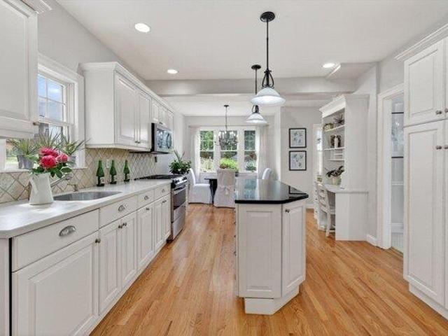 house with 3 bedroom, Milton MA ES103493980