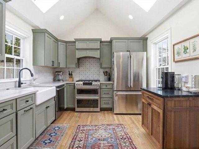 house with 3 bedroom, Milton MA ES103071680