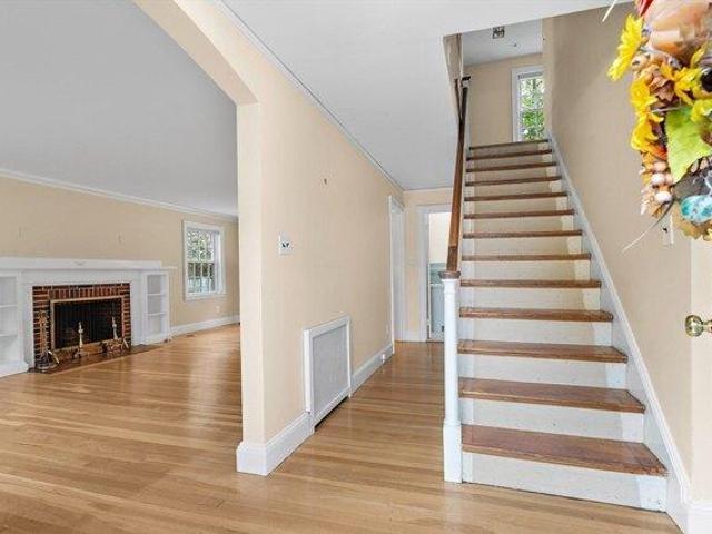 house with 3 bedroom, Milton MA ES103160465