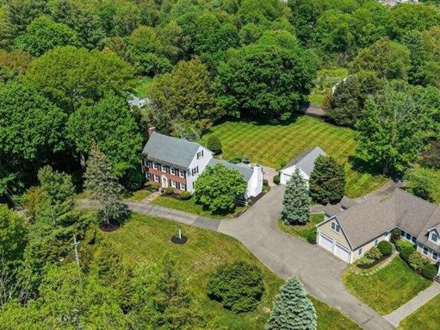 house with 3 bedroom, Milton MA ES104757945
