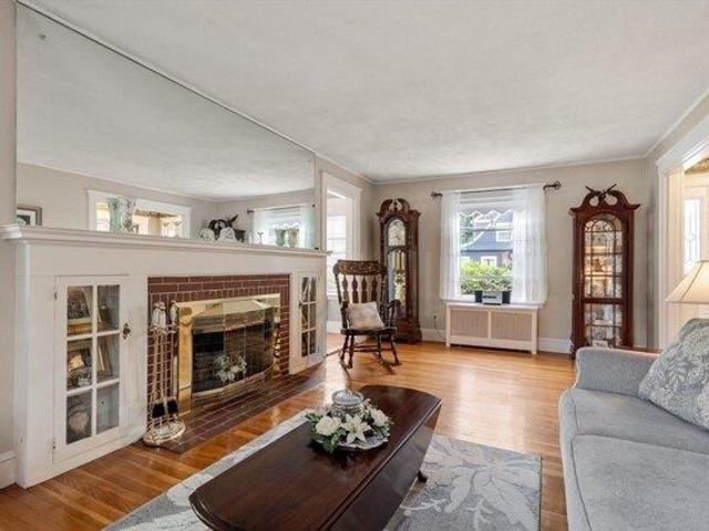 house with 3 bedroom, Milton MA ES104296820