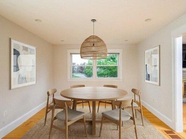 house with 3 bedroom, Milton MA ES105080630