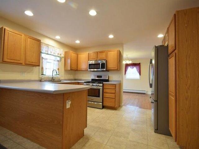 house with 3 bedroom, Milton VT DS102029356
