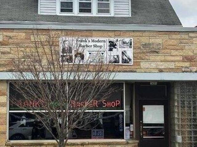 house with 3 bedroom, Milwaukee WI DLS93127466