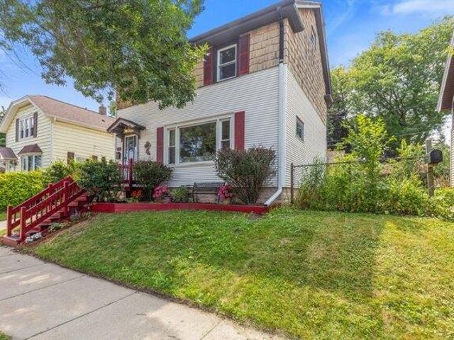 house with 3 bedroom, Milwaukee WI DS93889034