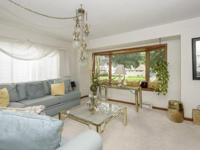 house with 3 bedroom, Milwaukee WI ES103500797