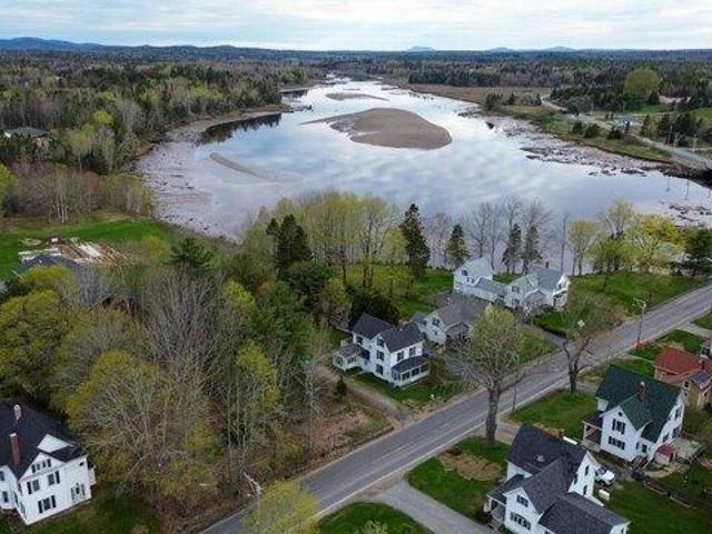 house with 3 bedroom, Milbridge ME ES105427925