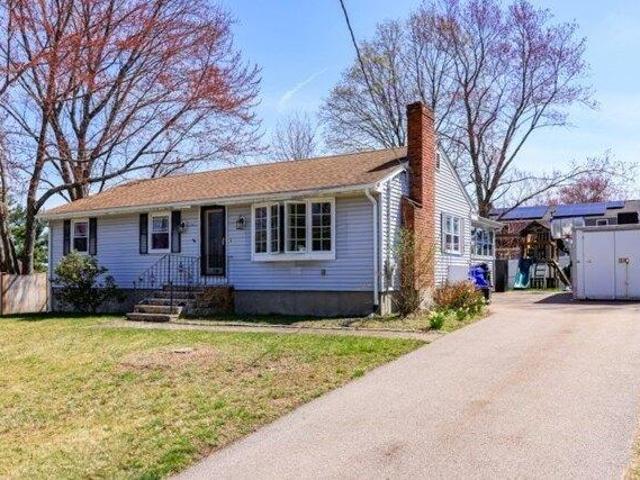 house with 3 bedroom, Milford MA DLS102410972