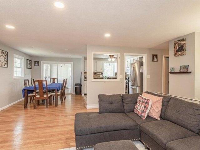 house with 3 bedroom, Milford MA DS104042094