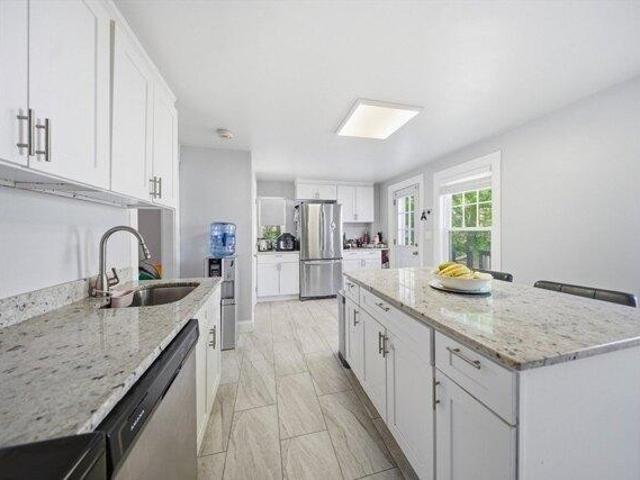 house with 3 bedroom, Milford MA DS104112363