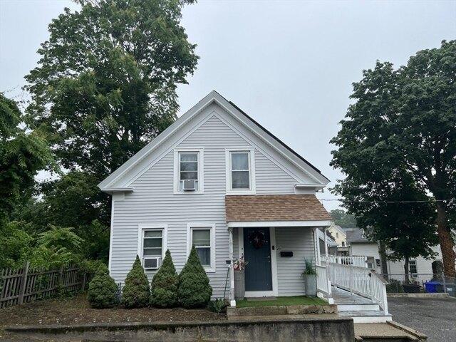 house with 3 bedroom, Milford MA DS102860019