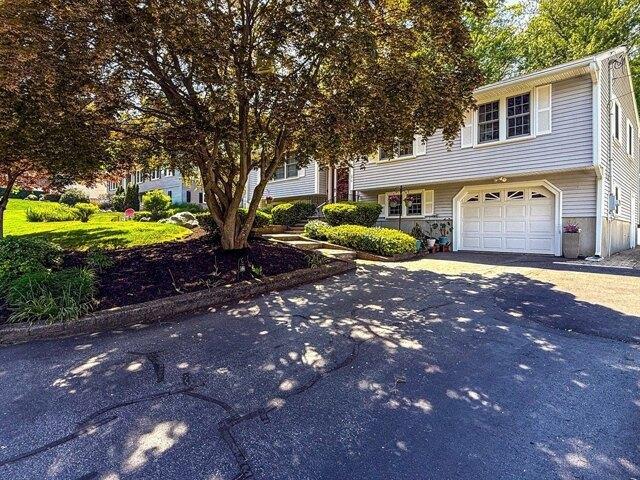 house with 3 bedroom, Milford MA DS103100673