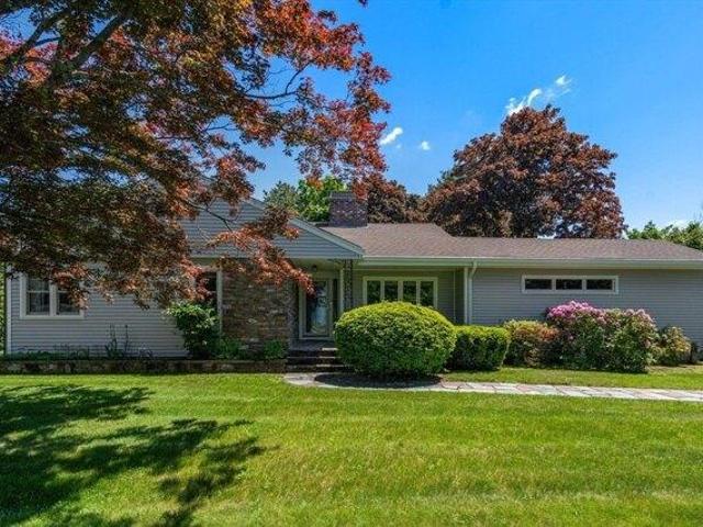 house with 3 bedroom, Milford MA DS103189824