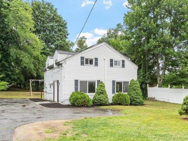 house with 3 bedroom, Milford MA DS103710025